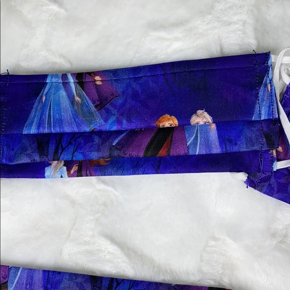 home made | Accessories | Frozen Elsa Pleated Childrens Face Masks Ages ...